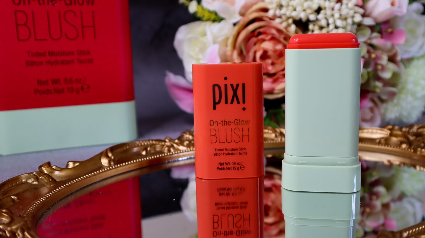 The Pixi Beauty On the Glow Blush review - Vanity Owl
