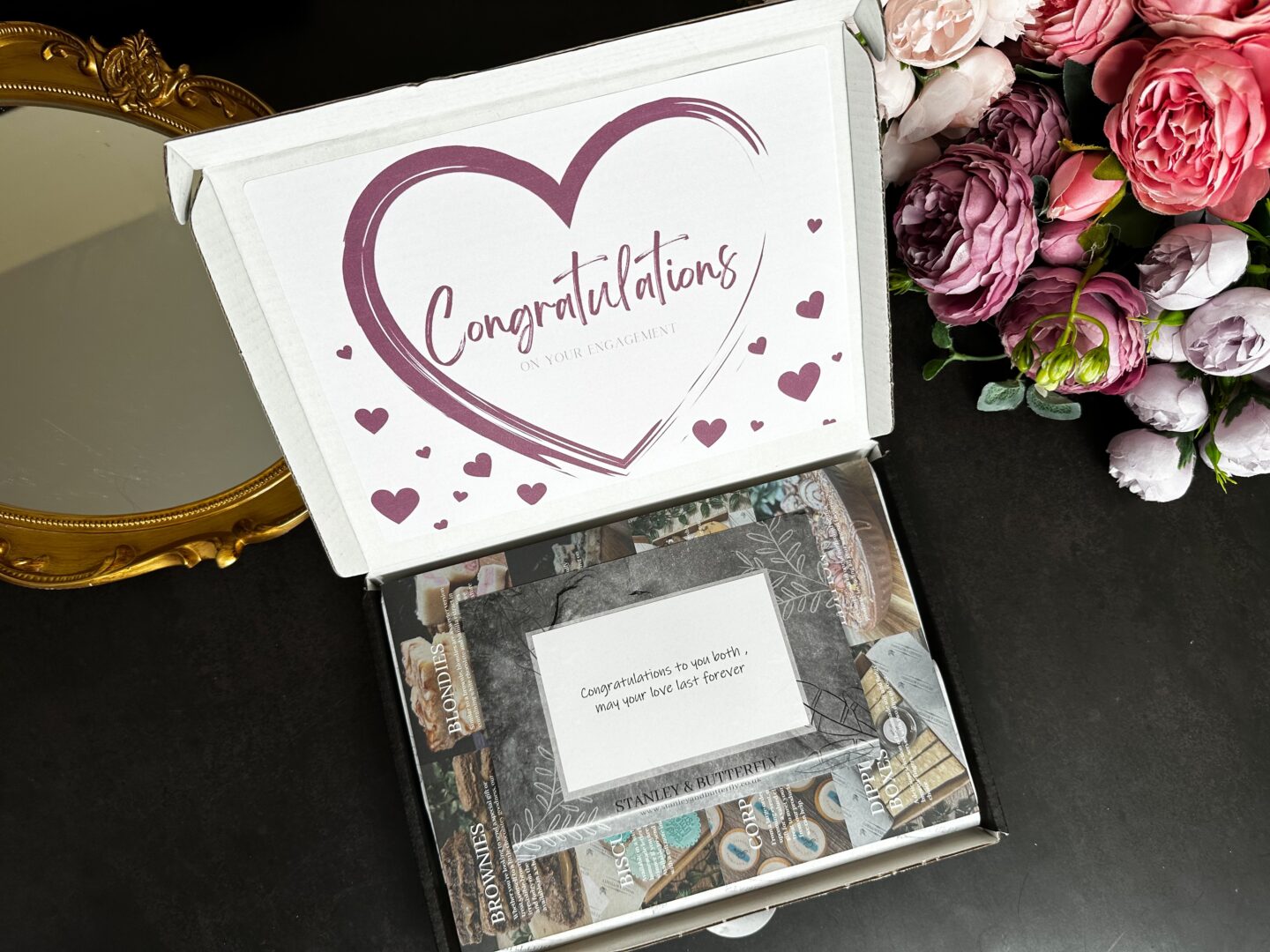 Cute congratulations engagement gift idea - engagement biscuits ...