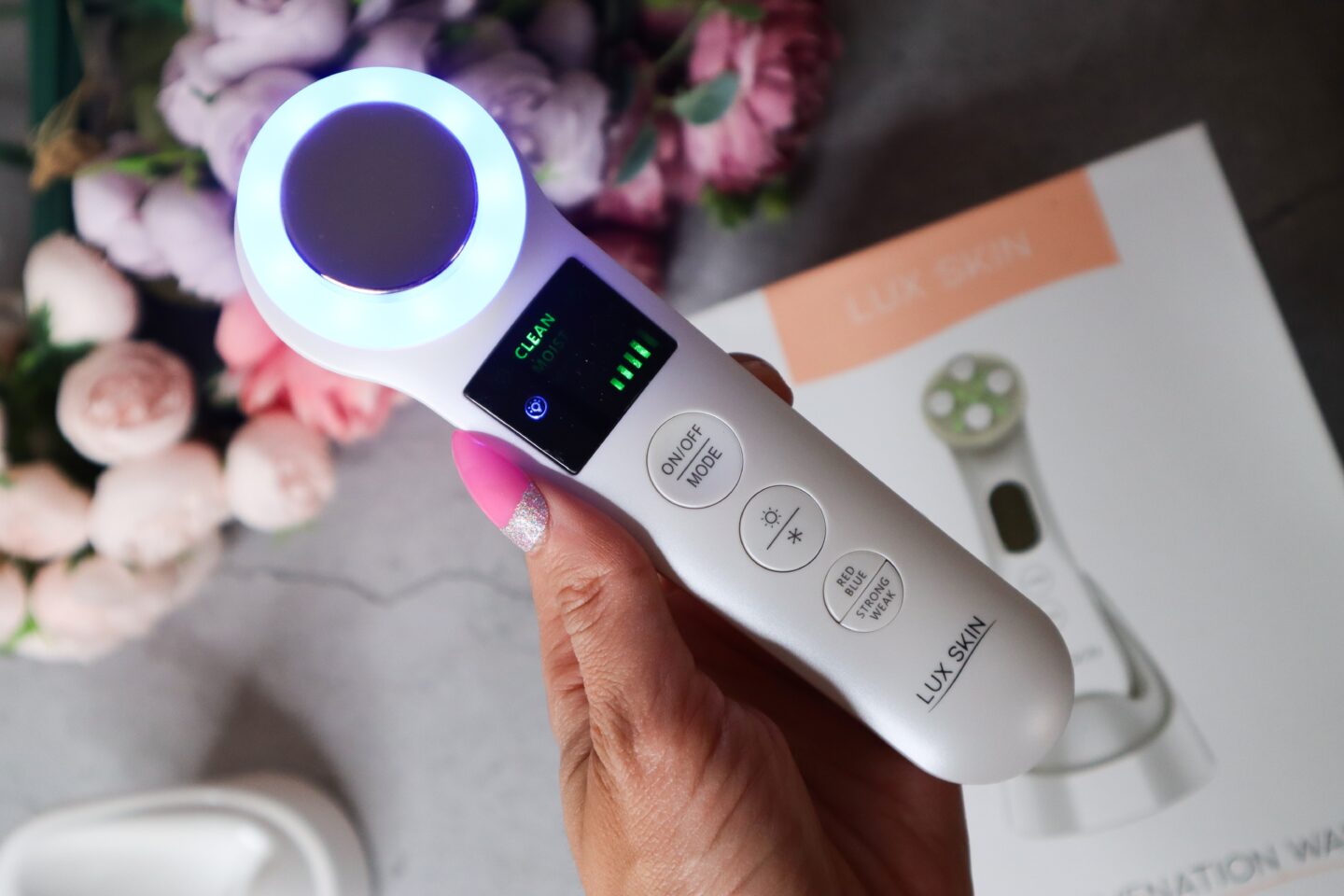 The ultimate Guide to Lux Skin - Skincare devices - Vanity Owl